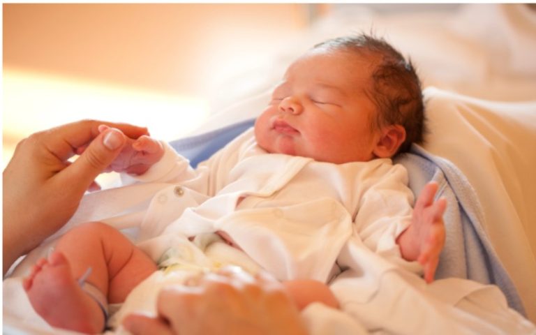40 Heartfelt Sayings to Congratulate Loved Ones on Their Newborn Baby