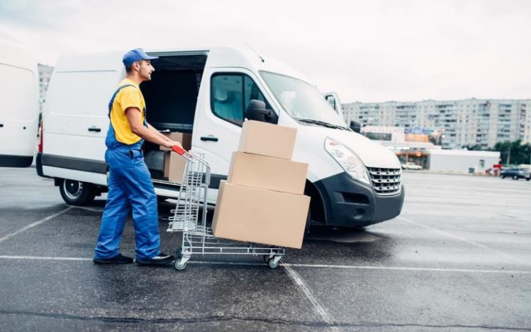 Tips for Selecting the Right Logistics Partner for Seamless Freight ...